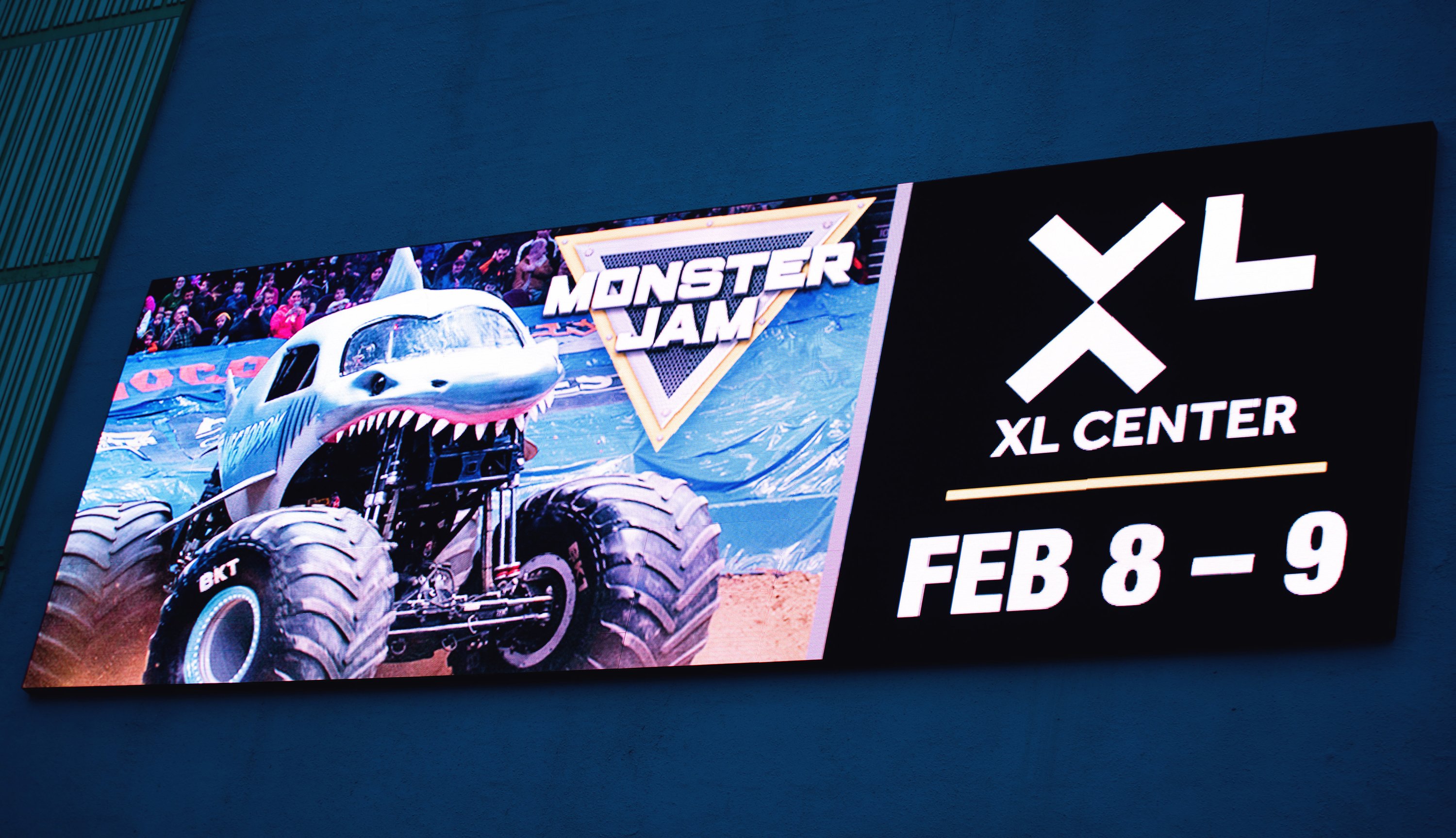 Entertainment Signage | Cirrus LED