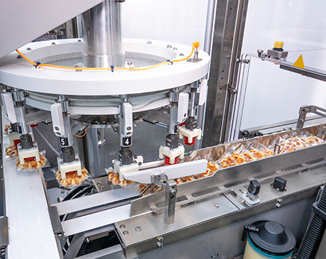 Bakery packaging machine » Syntegon