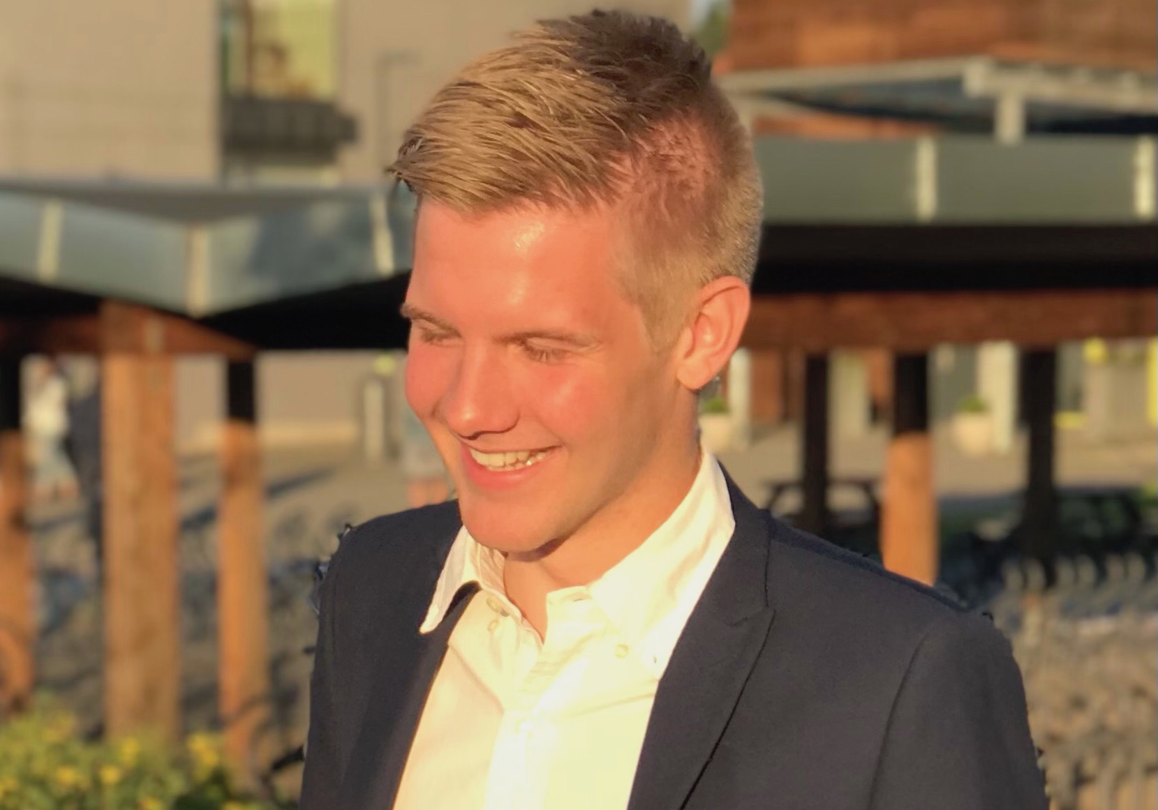 Fixrate - Fixrates første trainee - si hei til Thomas